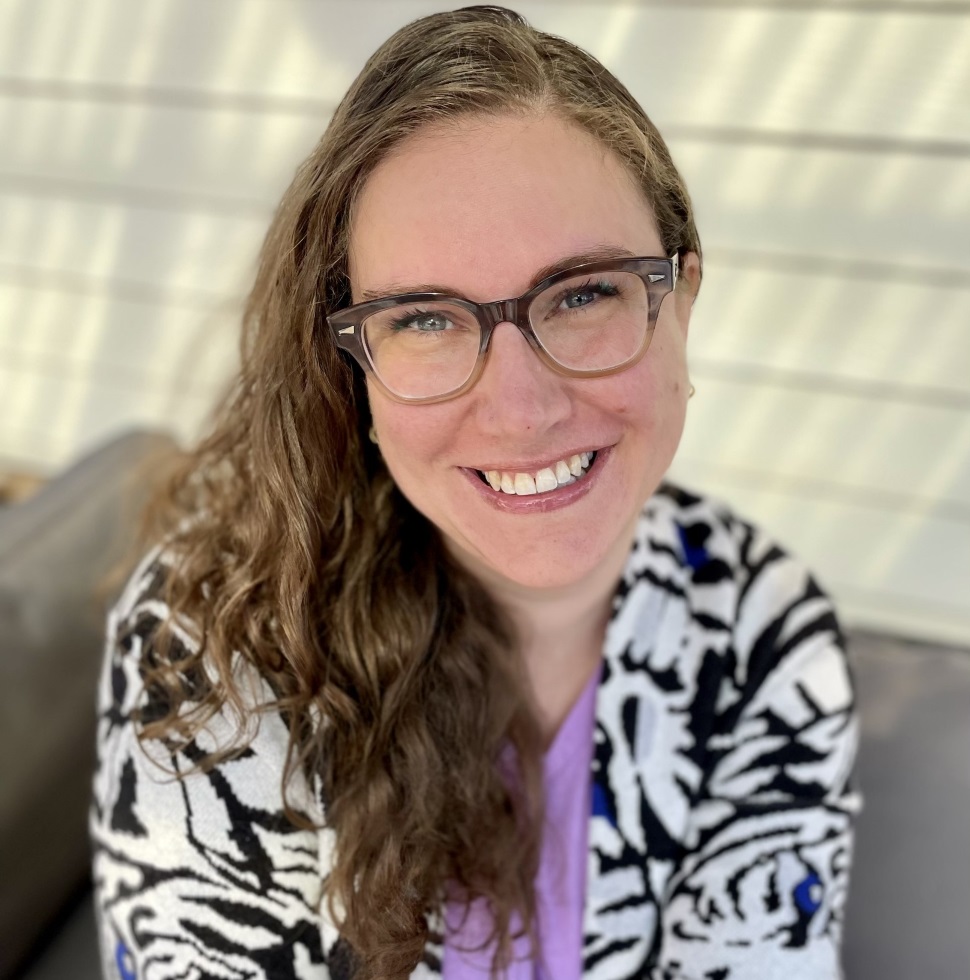 No Pressure, No Shortcuts- Stephanie Hansen of Century 21 Insight Realty - DiscoverMooseJaw.com ...